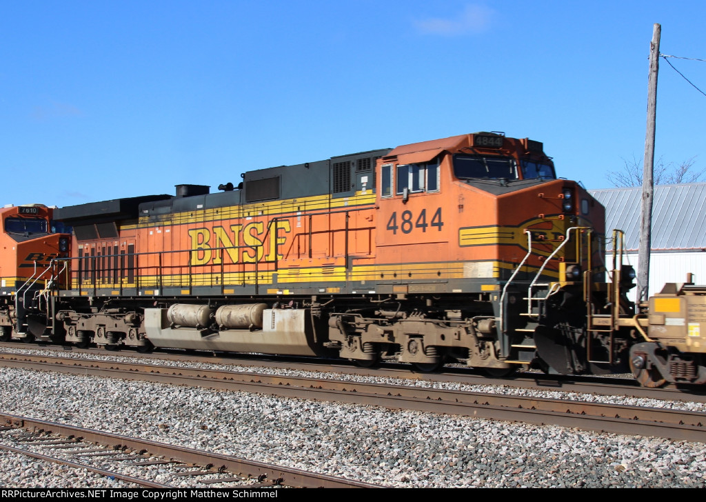 BNSF 4844
